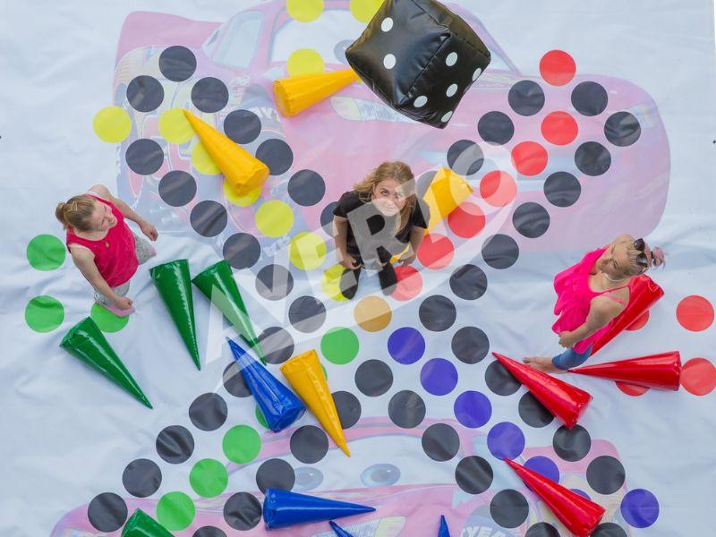 Outdoor large format game Richu Rachu 2x2 m 202.00 € | Averto